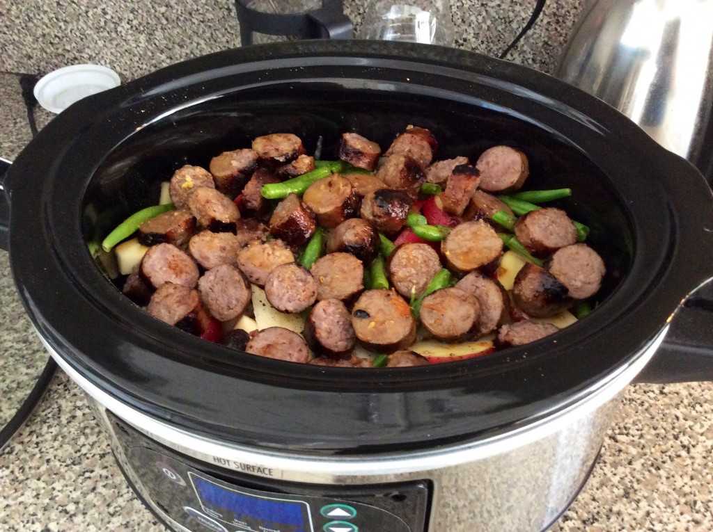 Easy Slow Cooker Meal: Sausage – TRAVELLING BANANA